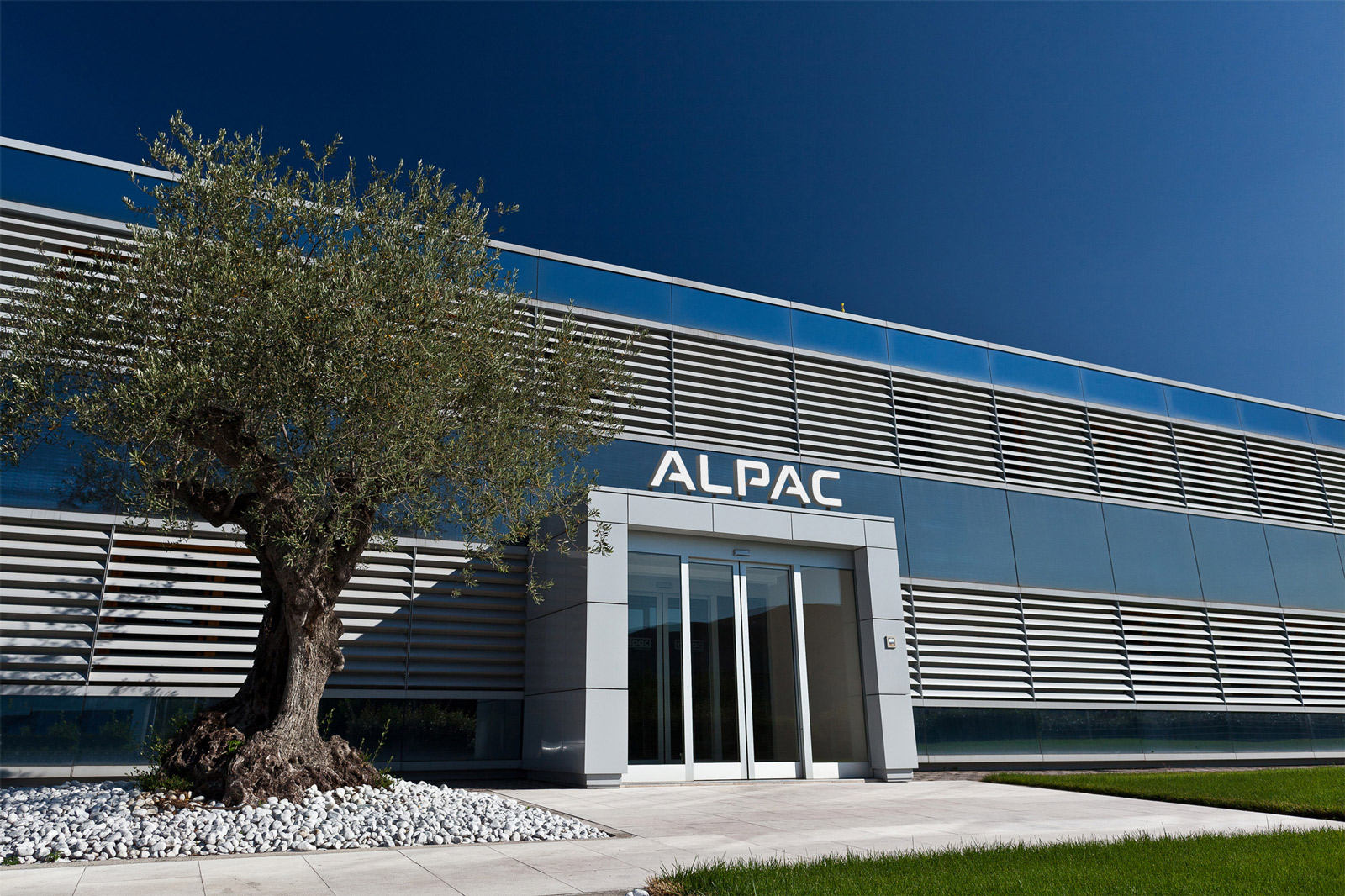 Alpac rinnova la propria brand identity - Infoimpianti